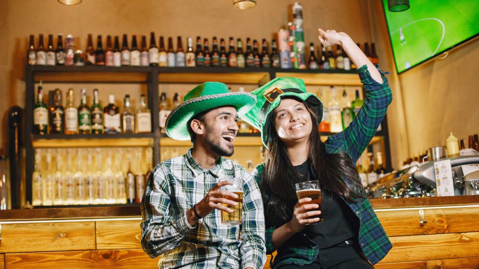Top 12 Best Pubs in Soho, London | Experience the Finest Drinks - Yoda ...