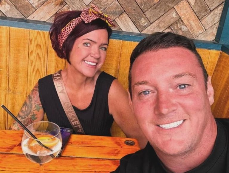 Mark and Lucy Right Guys Net Worth: How Content Creators Built Their ...